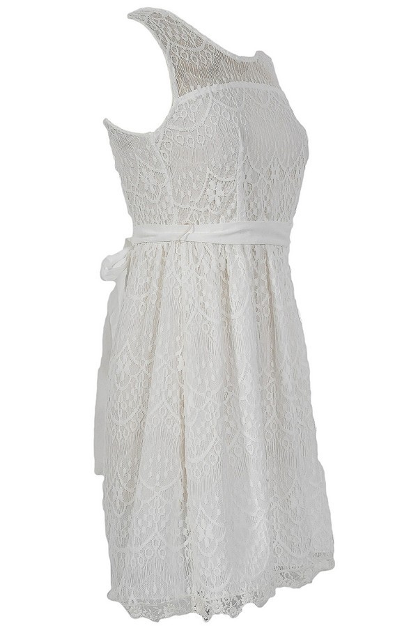 Isabelle Lace Dress in White Lily Boutique